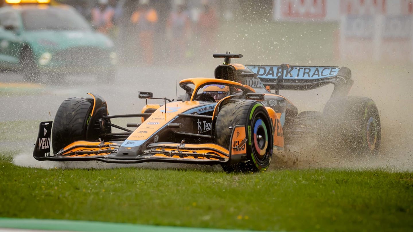 Alpine team boss Szafnauer confirms he had discussions with Daniel Ricciardo over 2023 drive ...